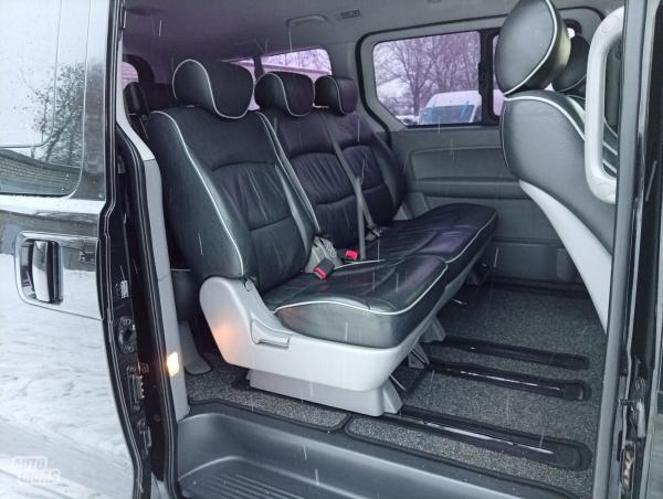 Melns Hyundai H-1 2010 Viļņa, ar dzinēja tilpumu 2.50 L un nobraukumu 212 tūkst. km par 5550 €, foto 10 vietnē AUTOMOTO.COM.LV