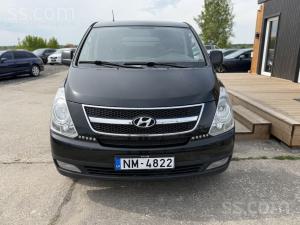 Black Hyundai H-1 2010 in Riga, with an engine capacity of 2.50 L and mileage of 334 thousand km for 4500 €, photo 3 on AUTOMOTO.COM.LV