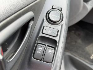 Melns Hyundai H-1 2010 Rīga, ar dzinēja tilpumu 2.50 L un nobraukumu 334 tūkst. km par 4500 €, foto 6 vietnē AUTOMOTO.COM.LV