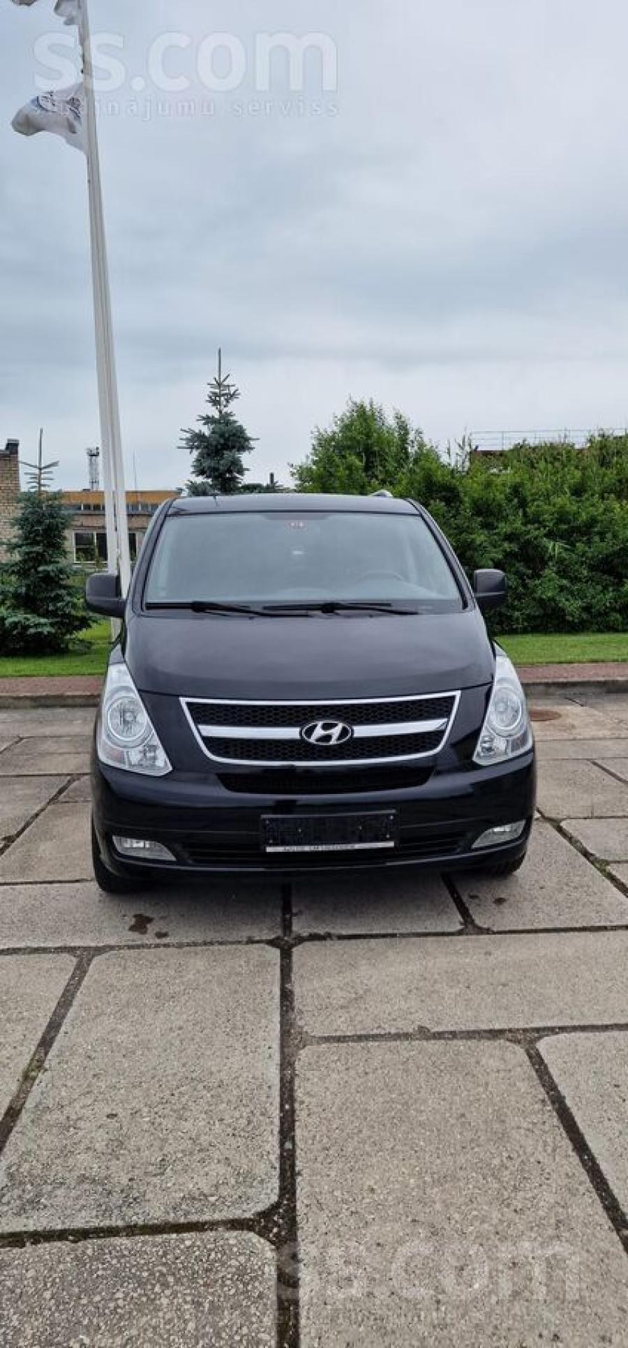 Черный Хендай H-1 2011 в Вентспилс, объемом двигателя 2.50 л и пробегом 203 тыс. км за 8700 €, фото 6 на AUTOMOTO.COM.LV