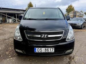 Black Hyundai H-1 2011 in Riga, with an engine capacity of 2.50 L and mileage of 0 thousand km for 8990 €, photo 4 on AUTOMOTO.COM.LV