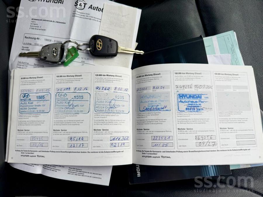 Black Hyundai H-1 2011 in Riga, with an engine capacity of 2.50 L and mileage of 0 thousand km for 8990 €, photo 16 on AUTOMOTO.COM.LV