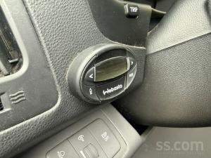 Black Hyundai H-1 2011 in Riga, with an engine capacity of 2.50 L and mileage of 0 thousand km for 8990 €, photo 28 on AUTOMOTO.COM.LV