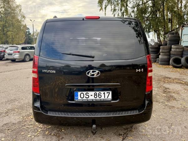 Черный Хендай H-1 2011 в Рига, объемом двигателя 2.50 л и пробегом 0 тыс. км за 8990 €, фото 6 на AUTOMOTO.COM.LV