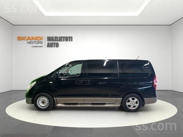 Melns Hyundai H-1 2015 Rīga, ar dzinēja tilpumu 2.50 L un nobraukumu 210 tūkst. km par 11790 €, foto 4 vietnē AUTOMOTO.COM.LV
