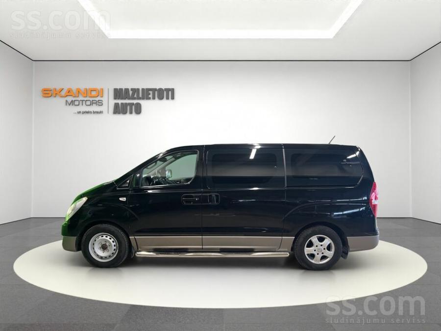 Melns Hyundai H-1 2015 Rīga, ar dzinēja tilpumu 2.50 L un nobraukumu 210 tūkst. km par 11790 €, foto 4 vietnē AUTOMOTO.COM.LV
