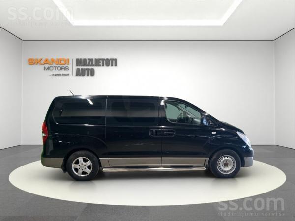 Melns Hyundai H-1 2015 Rīga, ar dzinēja tilpumu 2.50 L un nobraukumu 210 tūkst. km par 11790 €, foto 8 vietnē AUTOMOTO.COM.LV