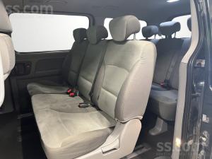 Melns Hyundai H-1 2015 Rīga, ar dzinēja tilpumu 2.50 L un nobraukumu 210 tūkst. km par 11790 €, foto 15 vietnē AUTOMOTO.COM.LV
