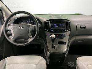 Melns Hyundai H-1 2015 Rīga, ar dzinēja tilpumu 2.50 L un nobraukumu 210 tūkst. km par 11790 €, foto 16 vietnē AUTOMOTO.COM.LV