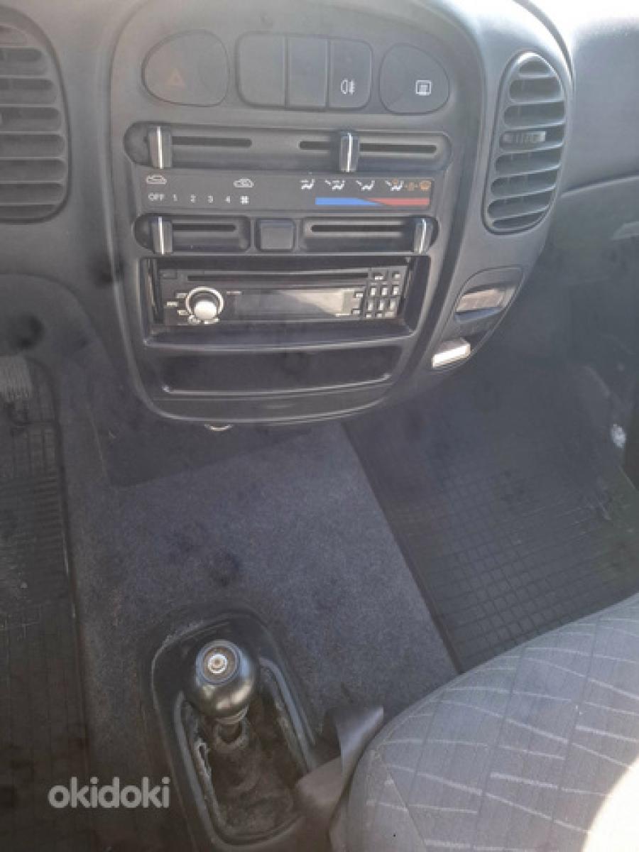 Серый Хендай H-1 2006 в Пярну, объемом двигателя 2.50 л и пробегом 225 тыс. км за 650 €, фото 17 на AUTOMOTO.COM.LV