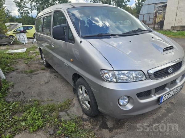 Серый Хендай H-1 2006 в Юрмала, объемом двигателя 2.50 л и пробегом 166 тыс. км за 2950 €, фото 3 на AUTOMOTO.COM.LV