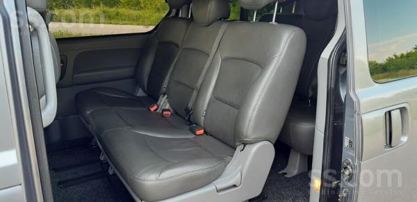 Grey Hyundai H-1 2010 in Daugavpils, with an engine capacity of 2.50 L and mileage of 335 thousand km for 6850 €, photo 7 on AUTOMOTO.COM.LV