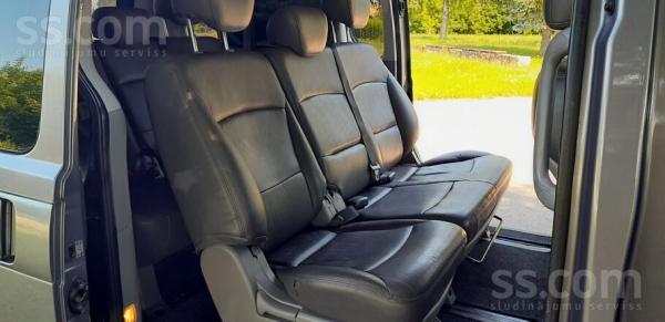 Grey Hyundai H-1 2010 in Daugavpils, with an engine capacity of 2.50 L and mileage of 335 thousand km for 6850 €, photo 8 on AUTOMOTO.COM.LV