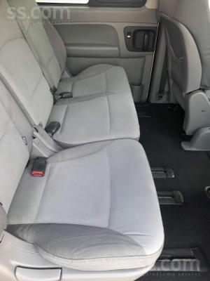 Pelēks Hyundai H-1 2010 Rīga, ar dzinēja tilpumu 2.50 L un nobraukumu 301 tūkst. km par 5990 €, foto 10 vietnē AUTOMOTO.COM.LV