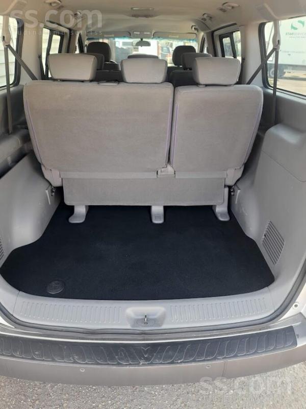Pelēks Hyundai H-1 2010 Rīga, ar dzinēja tilpumu 2.50 L un nobraukumu 301 tūkst. km par 5990 €, foto 10 vietnē AUTOMOTO.COM.LV