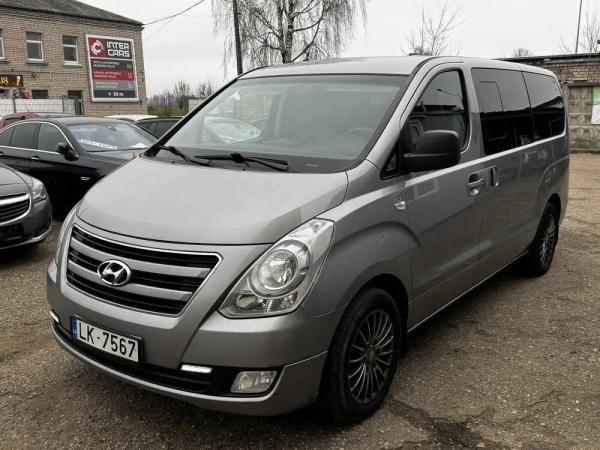 Серый Хендай H-1 2013 в Даугавпилс, объемом двигателя 2.50 л и пробегом 279 тыс. км за 6999 €, фото 3 на AUTOMOTO.COM.LV