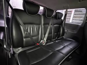 Grey Hyundai H-1 2013 in Daugavpils, with an engine capacity of 2.50 L and mileage of 279 thousand km for 6999 €, photo 16 on AUTOMOTO.COM.LV