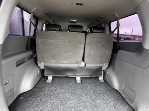 Grey Hyundai H-1 2013 in Daugavpils, with an engine capacity of 2.50 L and mileage of 279 thousand km for 6999 €, photo 18 on AUTOMOTO.COM.LV