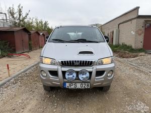 Серый Хендай H-1 2003 в Укмерге, объемом двигателя 2.50 л и пробегом 216 тыс. км за 1500 €, фото 9 на AUTOMOTO.COM.LV
