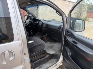 Серый Хендай H-1 2003 в Укмерге, объемом двигателя 2.50 л и пробегом 216 тыс. км за 1500 €, фото 22 на AUTOMOTO.COM.LV