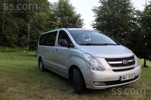 Pelēks Hyundai H-1 2010 Rīga, ar dzinēja tilpumu 2.50 L un nobraukumu 276 tūkst. km par 6990 €, foto 2 vietnē AUTOMOTO.COM.LV