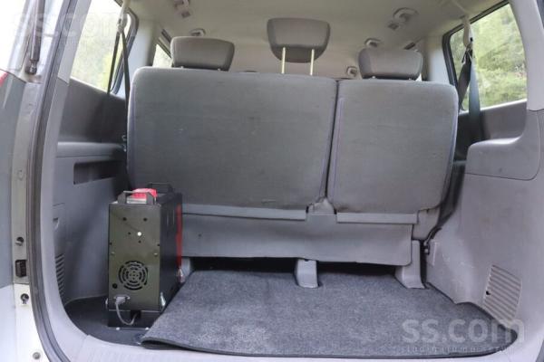 Pelēks Hyundai H-1 2010 Rīga, ar dzinēja tilpumu 2.50 L un nobraukumu 276 tūkst. km par 6990 €, foto 10 vietnē AUTOMOTO.COM.LV