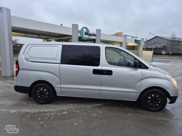 Hyundai H-1 2008 Šauļi, ar dzinēja tilpumu 2.50 L un nobraukumu 250 tūkst. km par 2500 €, foto 4 vietnē AUTOMOTO.COM.LV