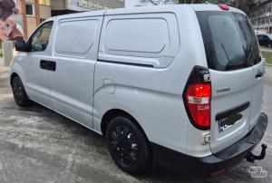 Hyundai H-1 2008 in Siauliai, with an engine capacity of 2.50 L and mileage of 230 thousand km for 2600 €, photo 4 on AUTOMOTO.COM.LV