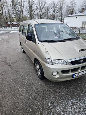 Hyundai H-1 2005 Rīga, ar dzinēja tilpumu 2.50 L un nobraukumu 365 tūkst. km par 1200 €, foto 6 vietnē AUTOMOTO.COM.LV