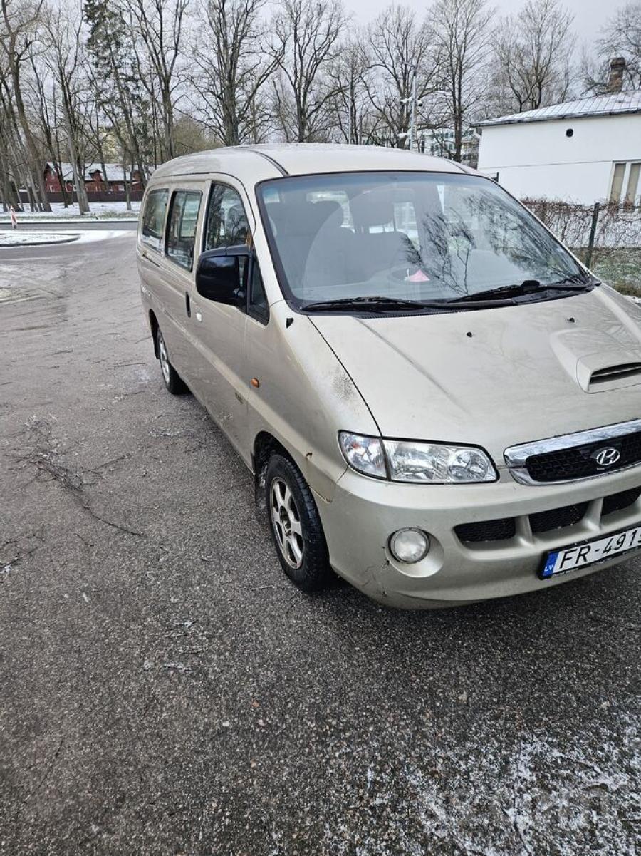 Hyundai H-1 2005 Rīga, ar dzinēja tilpumu 2.50 L un nobraukumu 365 tūkst. km par 1200 €, foto 6 vietnē AUTOMOTO.COM.LV