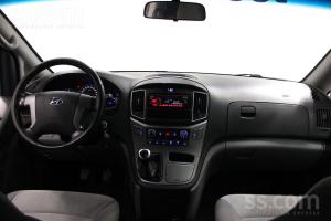 Balts Hyundai H-1 2018 Rīga, ar dzinēja tilpumu 2.50 L un nobraukumu 236 tūkst. km par 13500 €, foto 28 vietnē AUTOMOTO.COM.LV