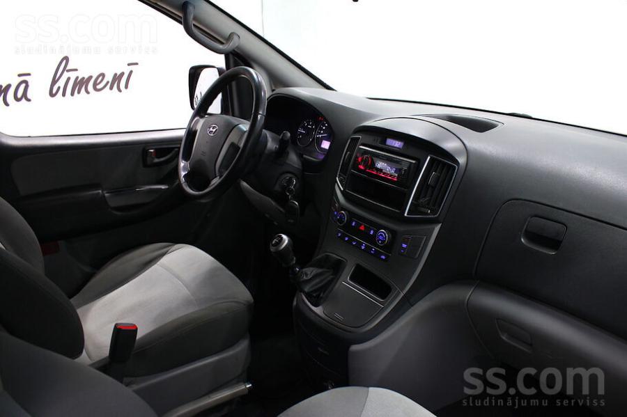 Balts Hyundai H-1 2018 Rīga, ar dzinēja tilpumu 2.50 L un nobraukumu 236 tūkst. km par 13500 €, foto 19 vietnē AUTOMOTO.COM.LV