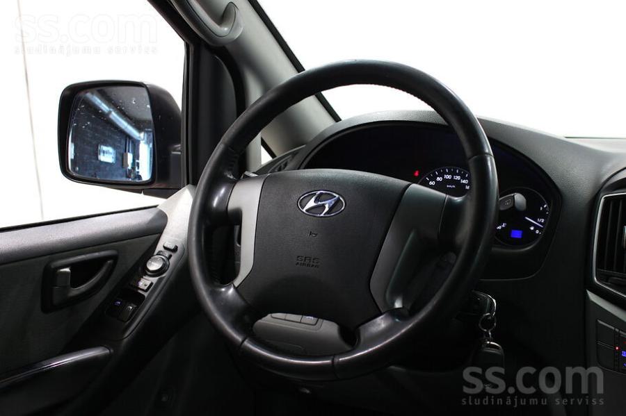 Balts Hyundai H-1 2018 Rīga, ar dzinēja tilpumu 2.50 L un nobraukumu 236 tūkst. km par 13500 €, foto 27 vietnē AUTOMOTO.COM.LV