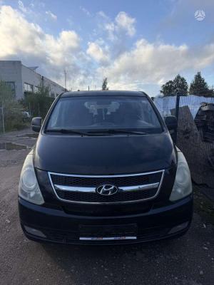 Черный Хендай Н1 2009 в Вильнюс, объемом двигателя 2.50 л и пробегом 330 тыс. км за 2100 €, фото 3 на AUTOMOTO.COM.LV