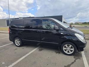 Melns Hyundai H1 2010 Panevēža, ar dzinēja tilpumu 2.50 L un nobraukumu 283 tūkst. km par 6800 €, foto 4 vietnē AUTOMOTO.COM.LV