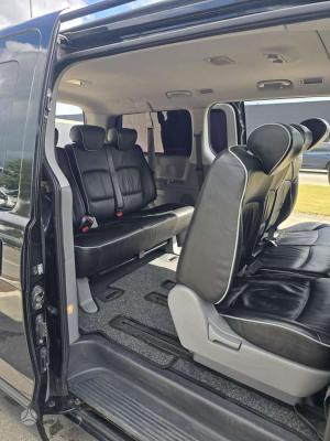Melns Hyundai H1 2010 Panevēža, ar dzinēja tilpumu 2.50 L un nobraukumu 283 tūkst. km par 6800 €, foto 19 vietnē AUTOMOTO.COM.LV