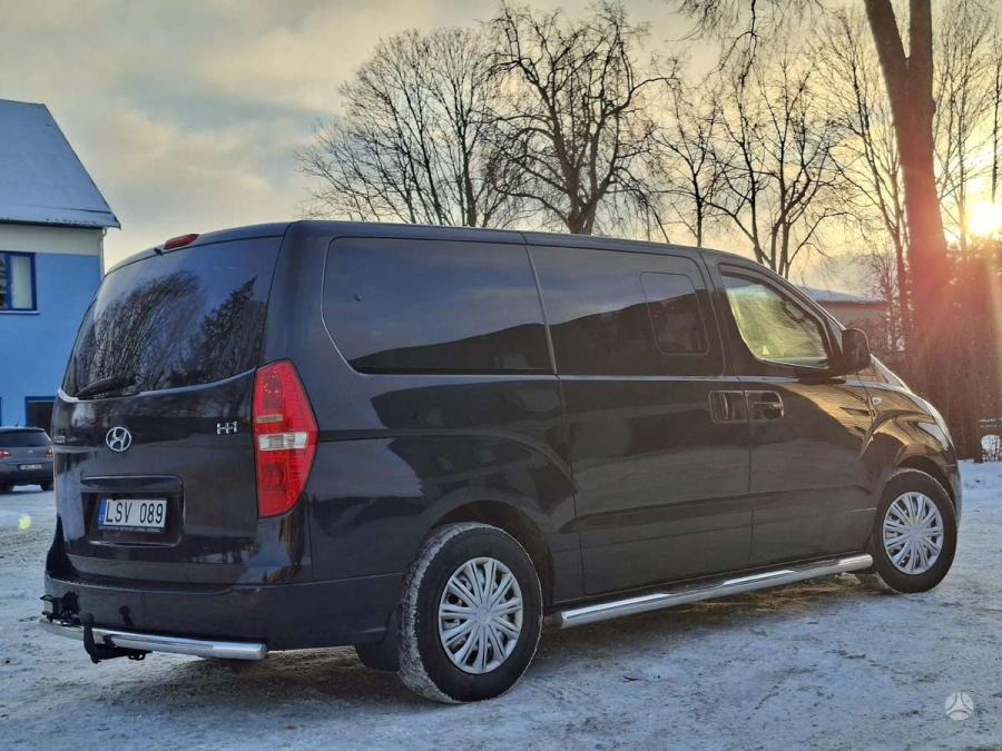 Melns Hyundai H1 2011 Šilutė, ar dzinēja tilpumu 2.50 L un nobraukumu 340 tūkst. km par 4999 €, foto 5 vietnē AUTOMOTO.COM.LV