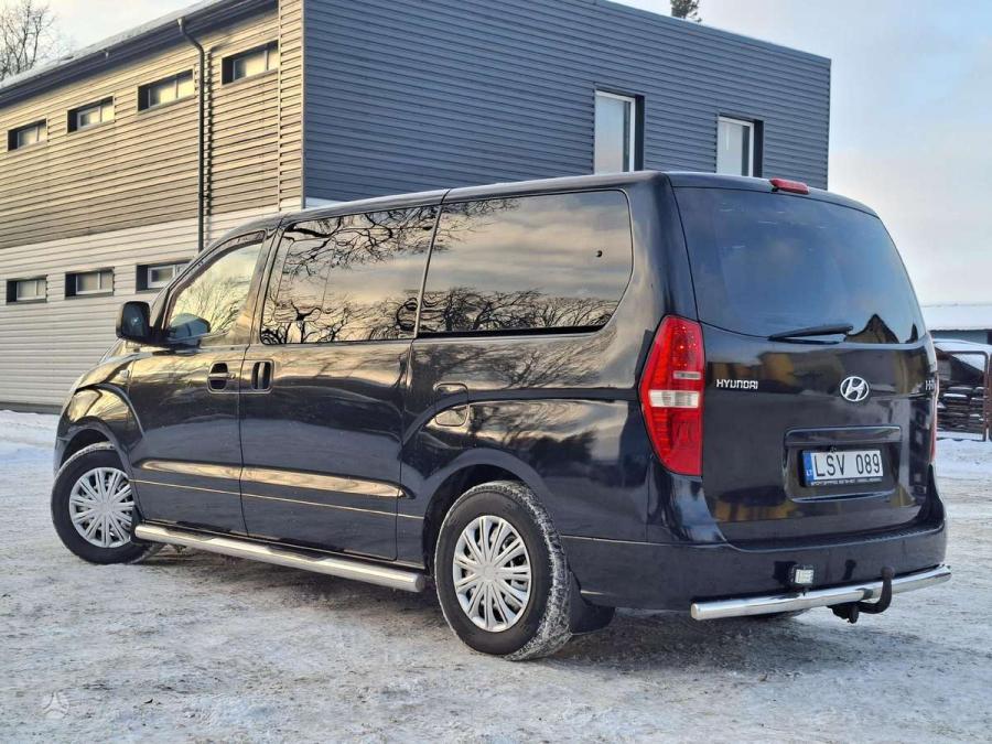 Melns Hyundai H1 2011 Šilutė, ar dzinēja tilpumu 2.50 L un nobraukumu 340 tūkst. km par 4999 €, foto 8 vietnē AUTOMOTO.COM.LV