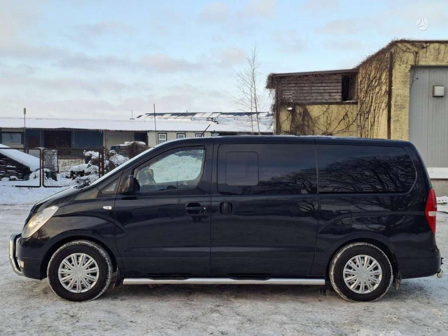 Melns Hyundai H1 2011 Šilutė, ar dzinēja tilpumu 2.50 L un nobraukumu 340 tūkst. km par 4999 €, foto 9 vietnē AUTOMOTO.COM.LV