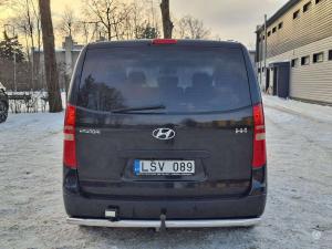 Melns Hyundai H1 2011 Šilutė, ar dzinēja tilpumu 2.50 L un nobraukumu 340 tūkst. km par 4999 €, foto 12 vietnē AUTOMOTO.COM.LV
