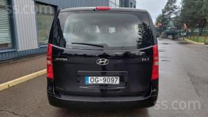 Melns Hyundai H1 2012 Rīga, ar dzinēja tilpumu 2.50 L un nobraukumu 298 tūkst. km par 6950 €, foto 14 vietnē AUTOMOTO.COM.LV