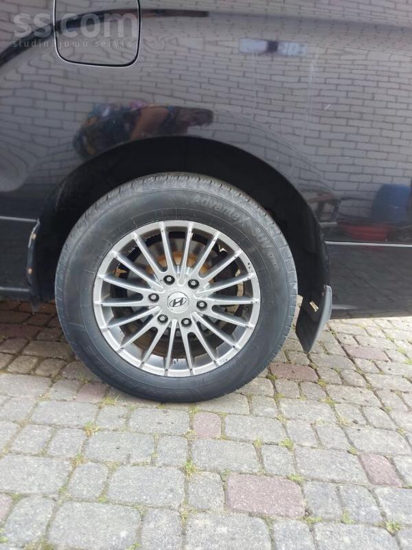 Melns Hyundai H1 2012 Rīga, ar dzinēja tilpumu 2.50 L un nobraukumu 282 tūkst. km par 6800 €, foto 8 vietnē AUTOMOTO.COM.LV