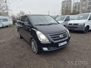 Melns Hyundai H1 2013 Rīga, ar dzinēja tilpumu 2.50 L un nobraukumu 262 tūkst. km par 9190 €, foto 2 vietnē AUTOMOTO.COM.LV
