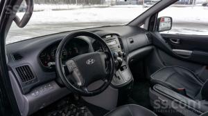 Black Hyundai H1 2013 in Riga, with an engine capacity of 2.50 L and mileage of 262 thousand km for 9190 €, photo 10 on AUTOMOTO.COM.LV