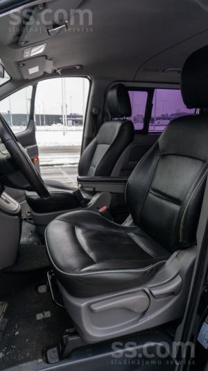 Black Hyundai H1 2013 in Riga, with an engine capacity of 2.50 L and mileage of 262 thousand km for 9190 €, photo 22 on AUTOMOTO.COM.LV