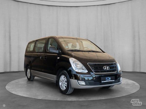 Melns Hyundai H1 2017 Marijampole, ar dzinēja tilpumu 2.50 L un nobraukumu 120 tūkst. km par 15450 €, foto 1 vietnē AUTOMOTO.COM.LV