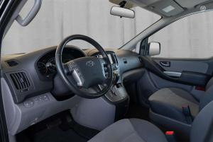 Melns Hyundai H1 2017 Marijampole, ar dzinēja tilpumu 2.48 L un nobraukumu 120 tūkst. km par 14750 €, foto 20 vietnē AUTOMOTO.COM.LV