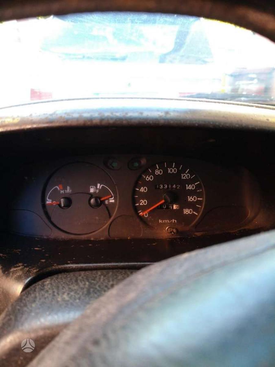 Синий Хендай Н1 2005 в Шяуляй, объемом двигателя 2.48 л и пробегом 333 тыс. км за 1500 €, фото 8 на AUTOMOTO.COM.LV