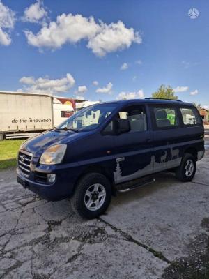 Zils Hyundai H1 2006 Trakai, ar dzinēja tilpumu 2.50 L un nobraukumu 262 tūkst. km par 4200 €, foto  vietnē AUTOMOTO.COM.LV