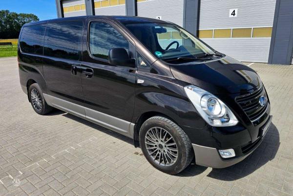 Brūns Hyundai H1 2016 Klaipėda, ar dzinēja tilpumu 2.50 L un nobraukumu 303 tūkst. km par 9999 €, foto 1 vietnē AUTOMOTO.COM.LV